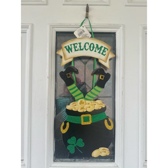 Nobrand | Wall Decor | 8 Saint Patricks Day Glitter Hanging Leprechaun ...